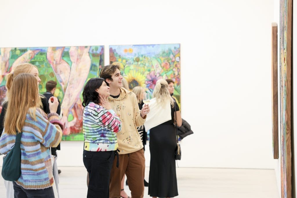 Private Tours » Saatchi Gallery